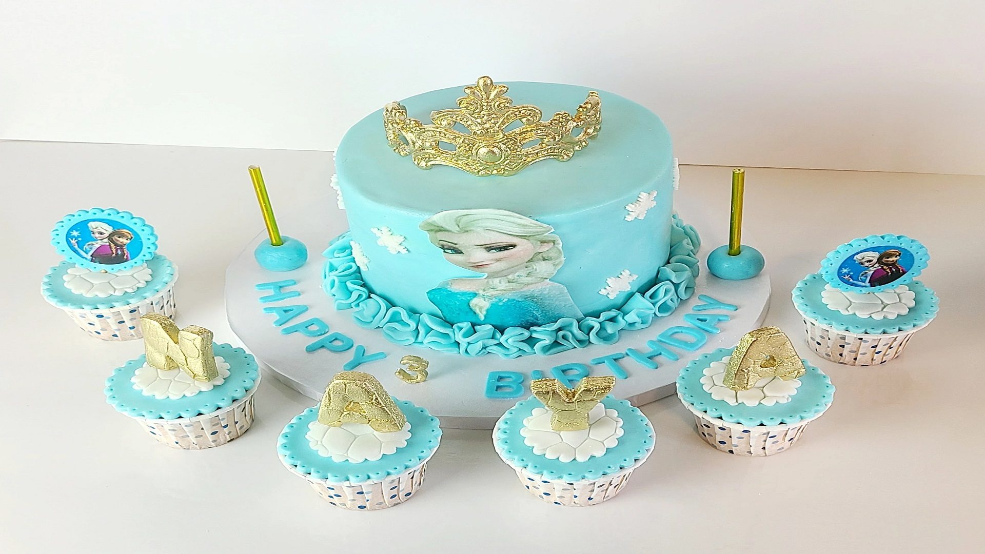 Home - Cake Design - Gâteau personnalisé à Gatineau-Ottawa